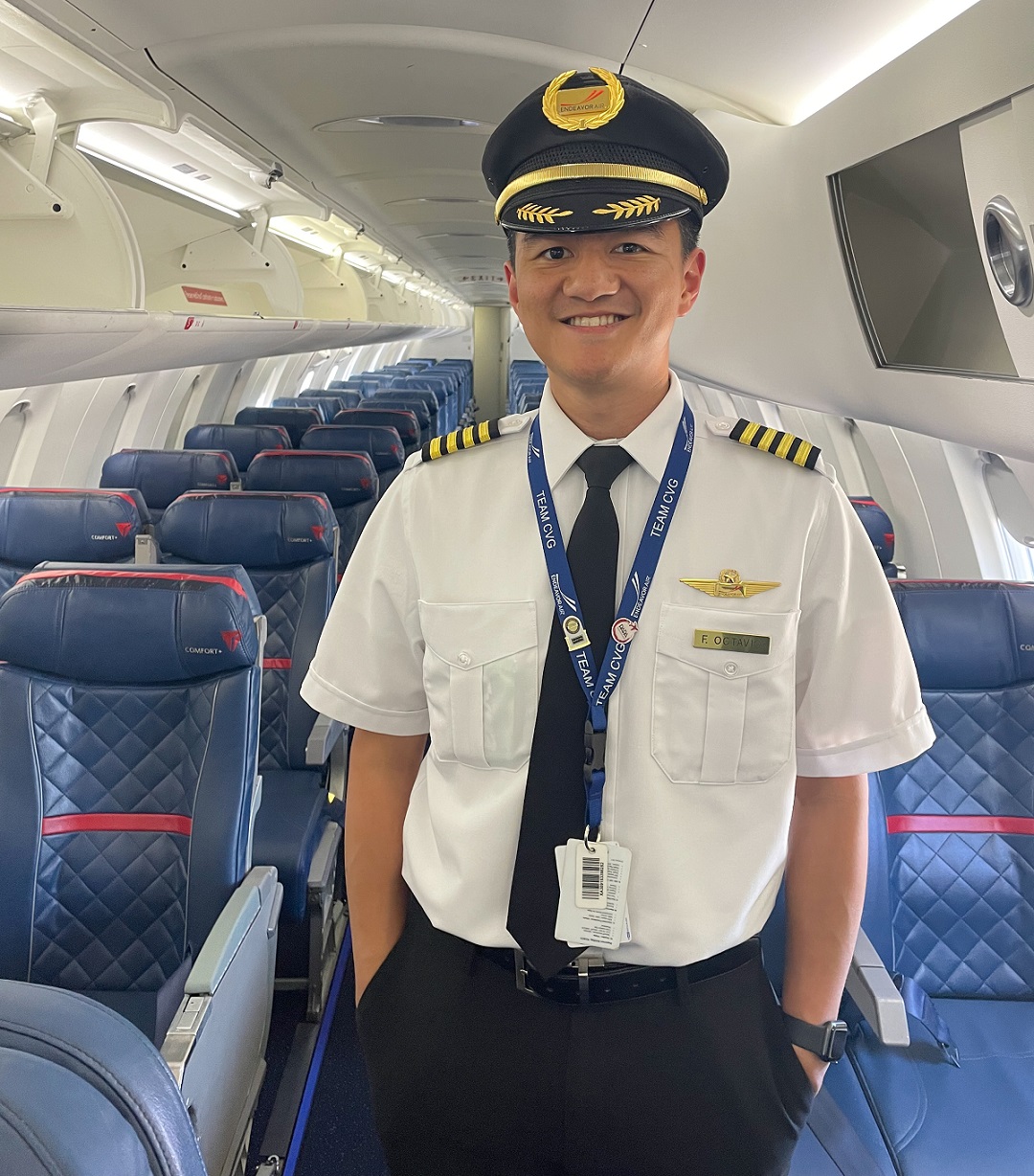 Endeavor Captain Cisco Helps Other Aspiring Pilots through the ...