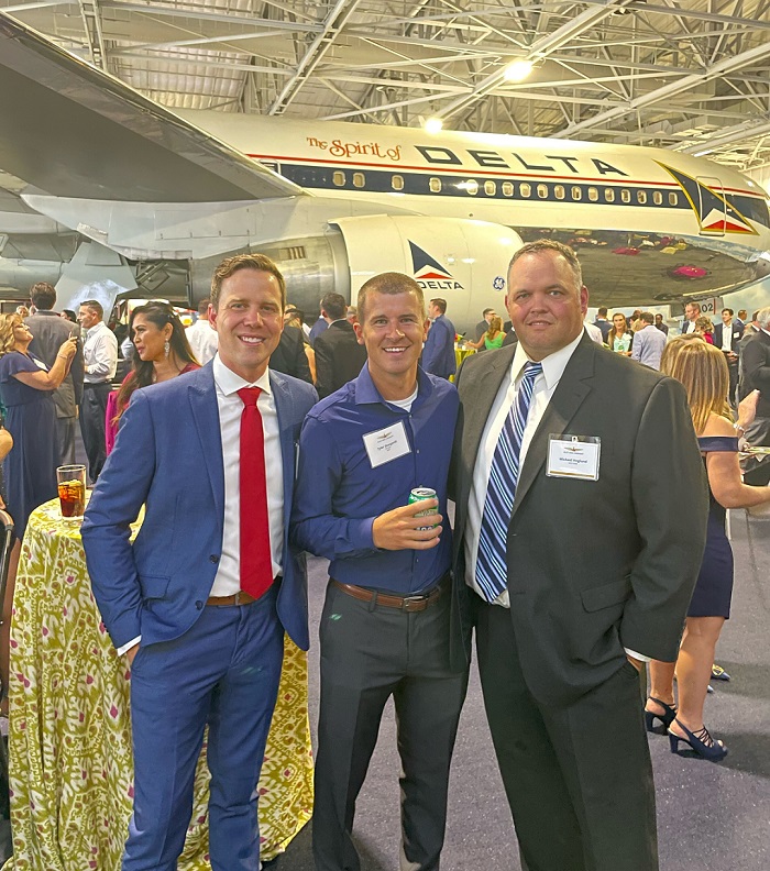 The End of an Era: Endeavor Captains Advance to Delta Air Lines ...