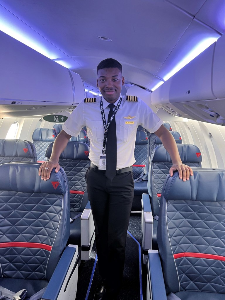 Celebrating Pride Month: Endeavor Air Capt. Devyn Williams | EDV On The Fly
